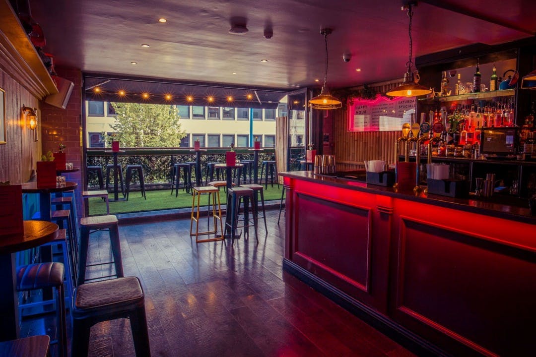 Singles Social & Party in Putney with Complimentary Drink and Roof ...